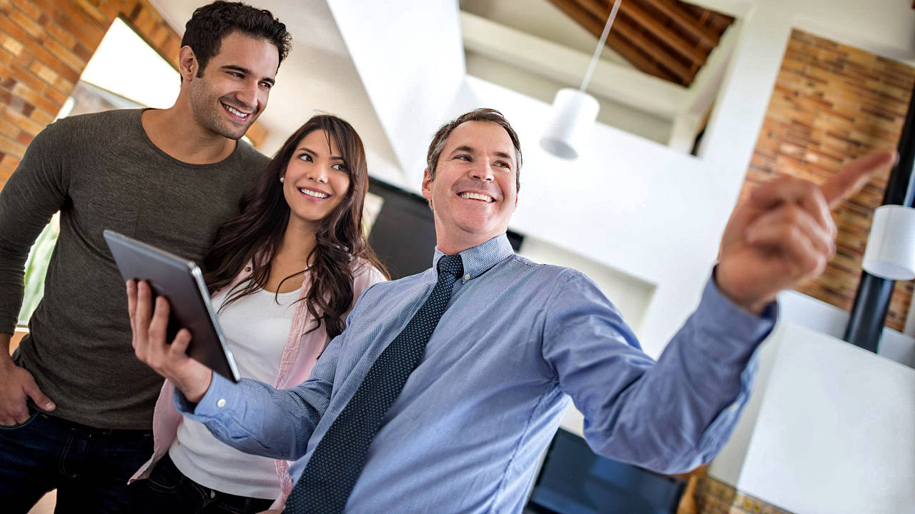 Don’t Make These Mistakes: 10 Questions to Ask Your Agent